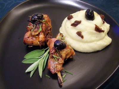 Lapin roti aux herbes - La recette facile par Toqués 2 Cuisine