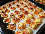 Minis pizzas - La recette facile par Toqués 2 Cuisine