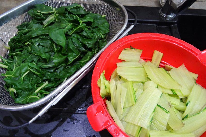 Comment préparer des blettes, bettes ou poirées - La recette facile par ...