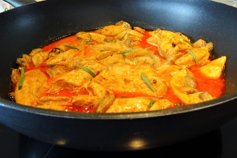 Aiguillettes De Poulet Au Paprika La Recette Facile Par Toqués 2 Cuisine